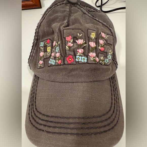 Robin Ruth | Accessories | Robin Ruth Floral Embroidered Paris Cap ...